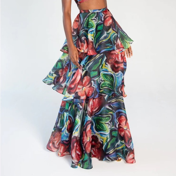 Yaura | Dresses | Yaura 2 Piece Floral Cropped Shirt And Skirt Nouveau Design | Poshmark